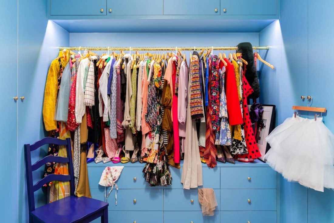 O closet azul de Carrie Bradshaw - Living Gazette